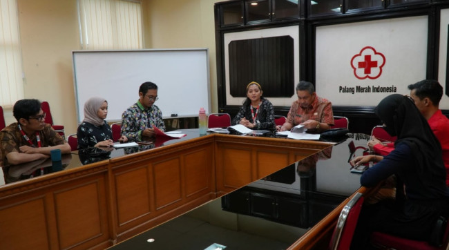 Audiensi UKM STIKOM CKI, PMI DKI Jakarta Siap Dukung Pameran Foto Ruang ... Audiensi UKM STIKOM CKI, PMI DKI Jakarta Siap Dukung Pameran Foto Ruang ...